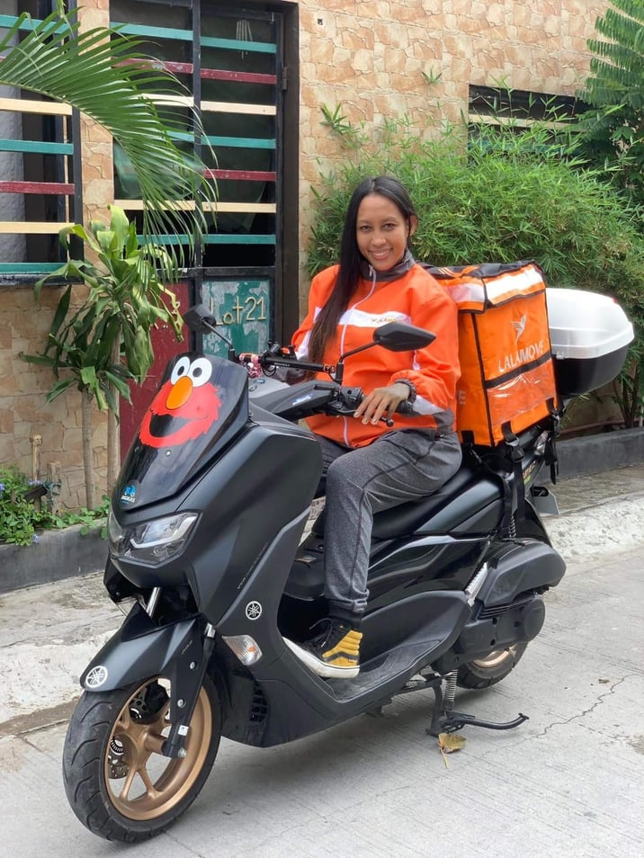 Lalamove Delivery Driver | Lady Bossings in the PH