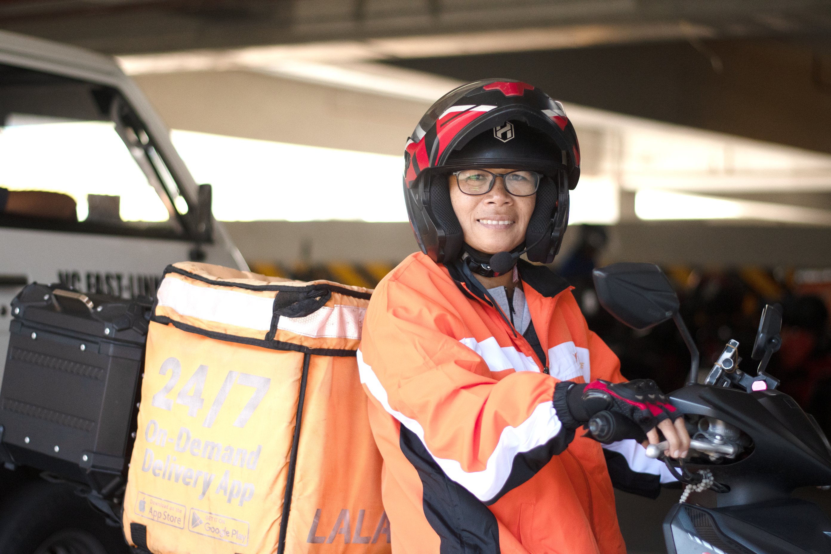Babae sa Manibela: Tapat na Lady Driver ng Manila