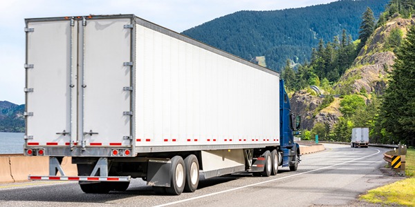 Mengenal Jenis Mobil Kontainer untuk Pengiriman Barang Besar